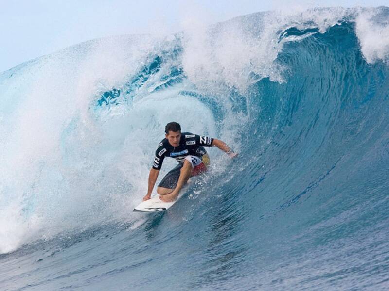Kelly Slater and Joel Parkinson Eliminated Andy Irons Gains Momentum